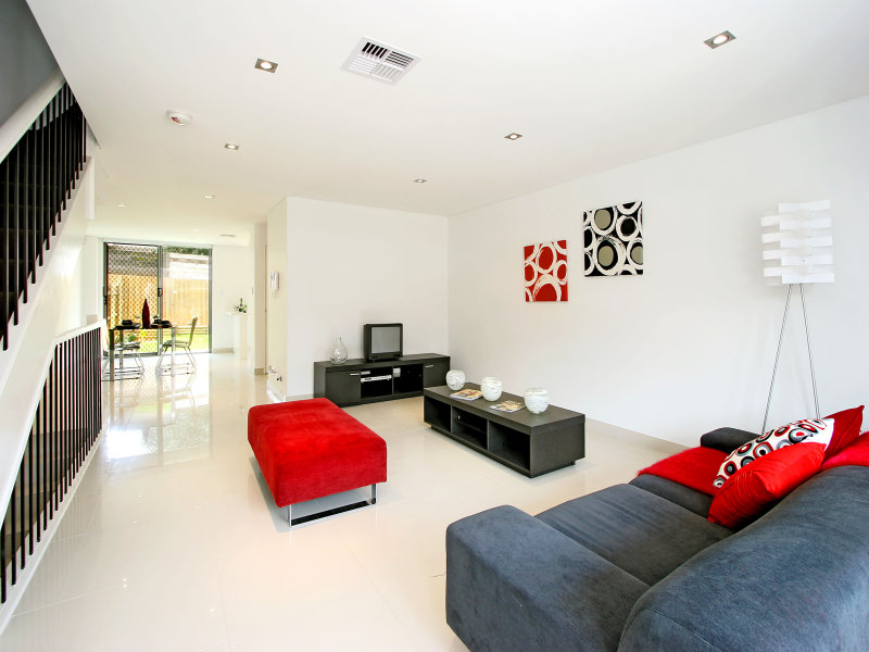 2/48-50 Penelope Lucas Lane, Rosehill, NSW 2142 - realestate.com.au