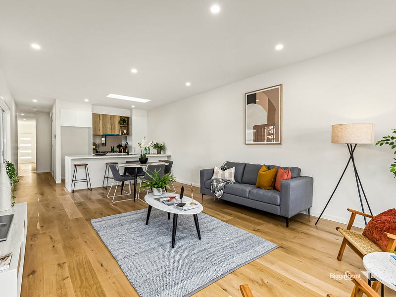 11 Emma Avenue, Reservoir, VIC 3073 - realestate.com.au