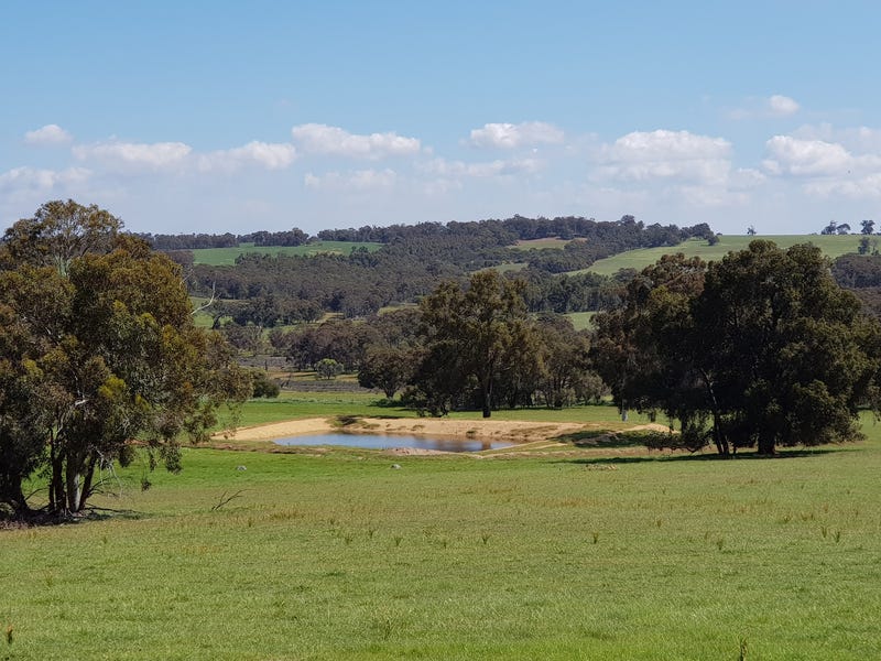 165 Decastilla Road, Clackline, WA 6564 - Property Details