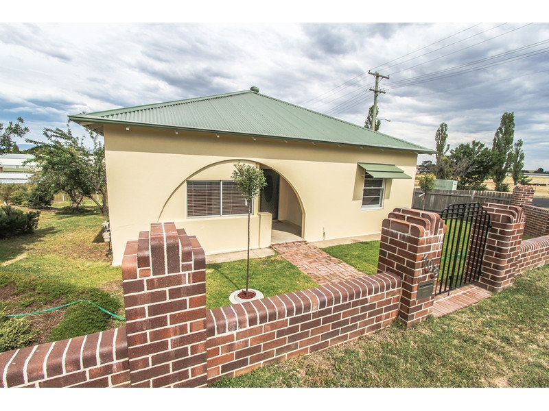 108 Bant Street, Bathurst, NSW 2795 - Property Details