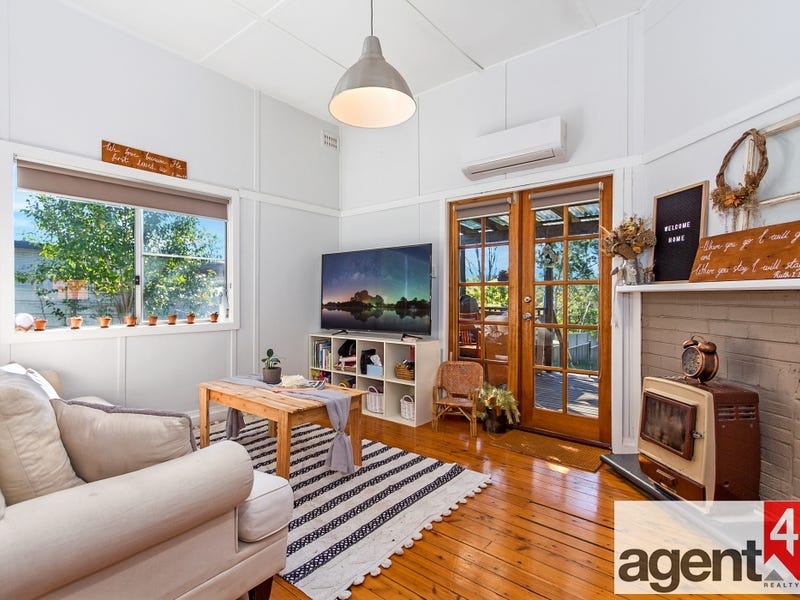 32 Plateau Road, Springwood, NSW 2777 - Property Details