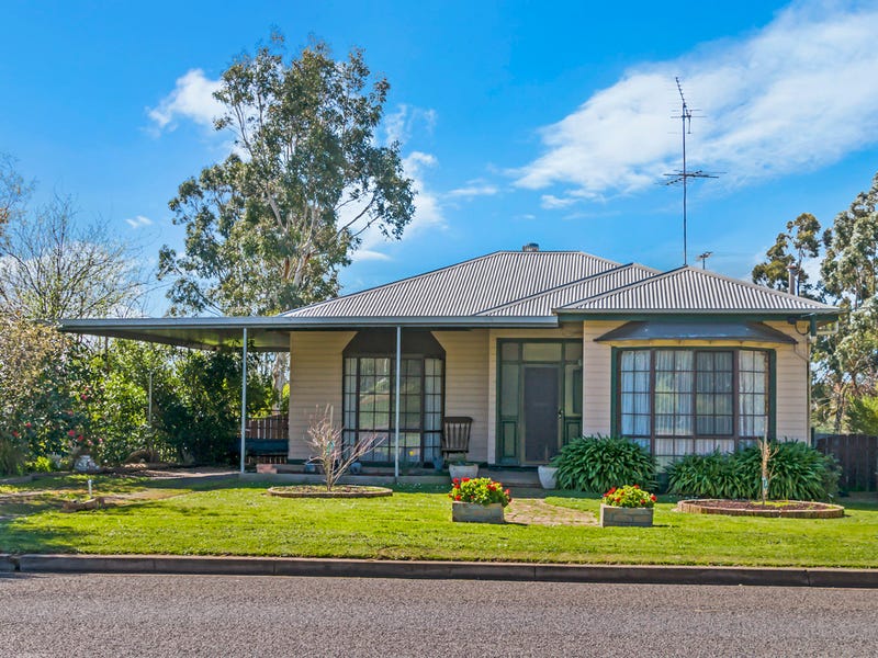 96 Digby Road, Hamilton, Vic 3300 - Property Details