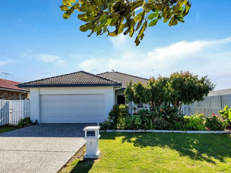 7 French Court, Redbank Plains, QLD 4301 - realestate.com.au