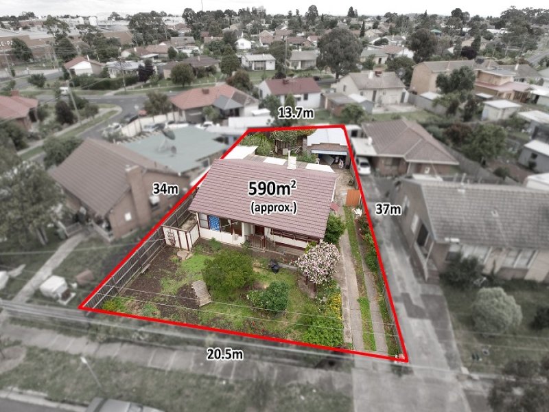 5 PYALONG CRESCENT, Dallas, Vic 3047 - Property Details