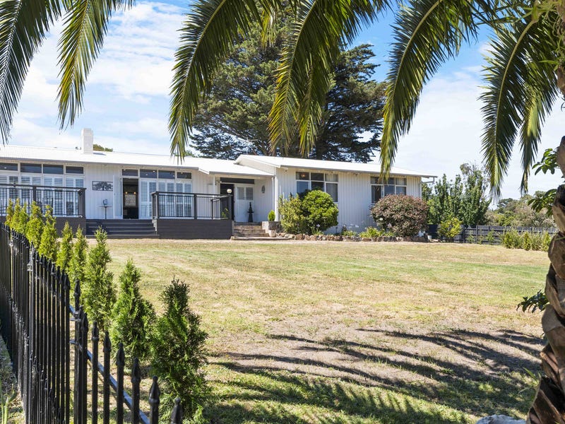 Real Estate & Property for Sale in Mount Eliza, VIC 3930 - realestate ...