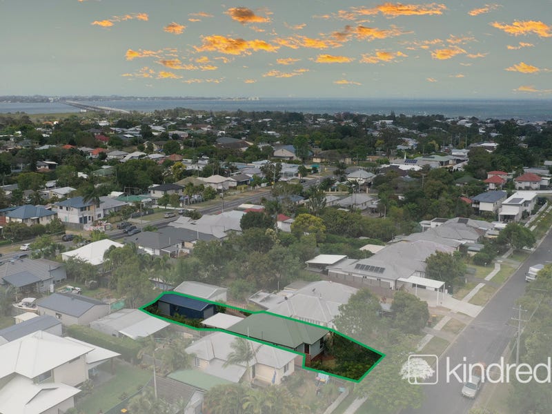16 Sutherland Street, Redcliffe, Qld 4020 - Property Details