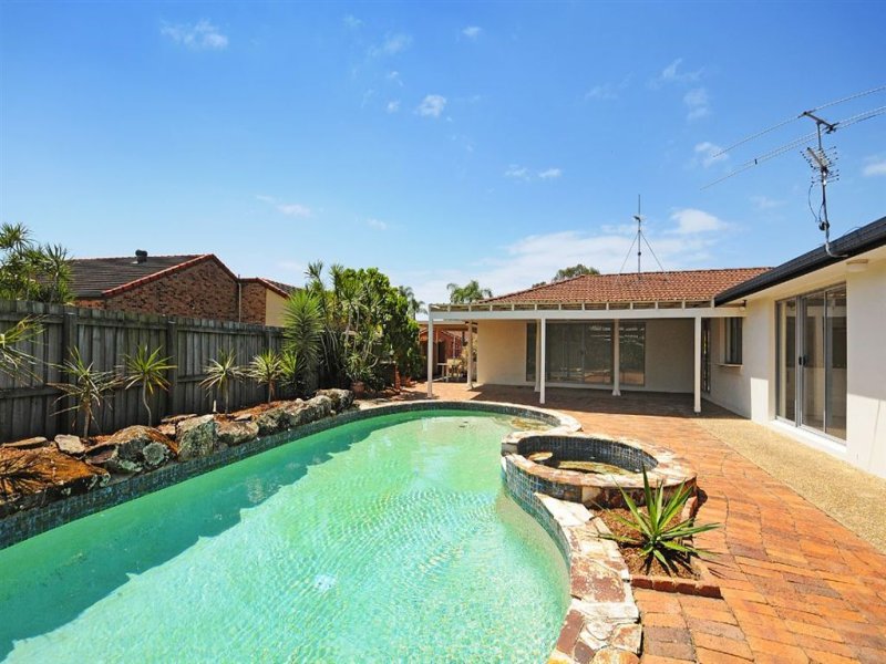 7 Turtle Street, Mermaid Waters, QLD 4218 - realestate.com.au