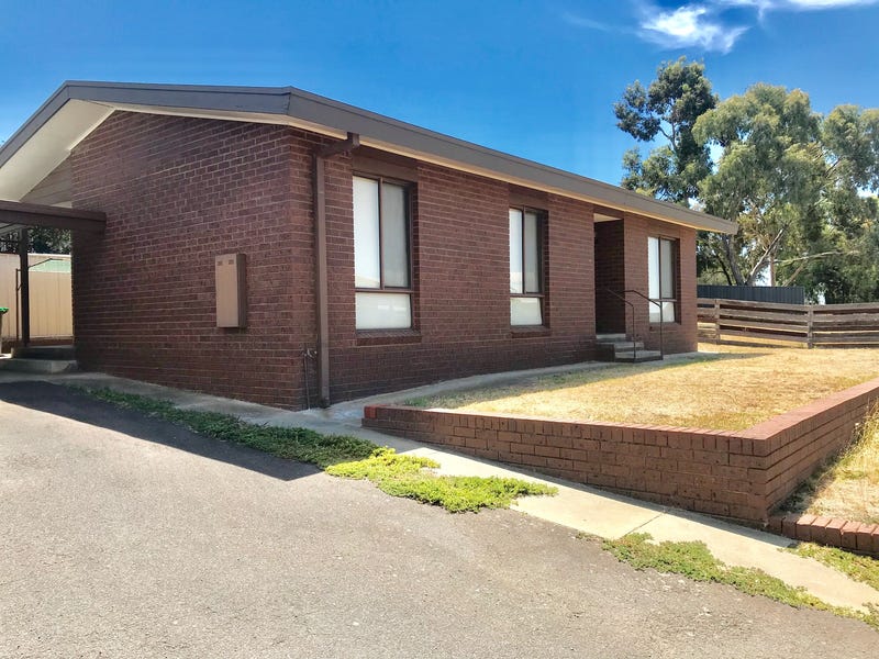 3/33 Hayes Street, Ironbark, Vic 3550 - Property Details