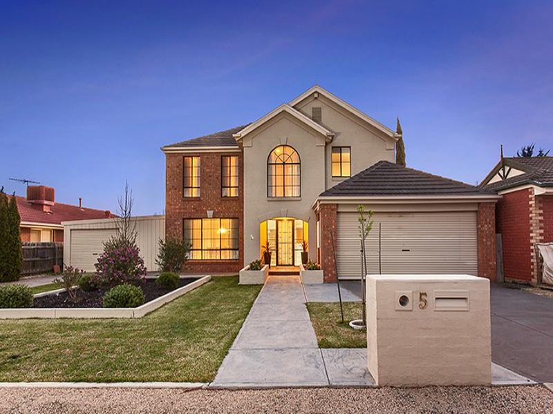 5 Russell Court, Brookfield, Vic 3338 - Property Details