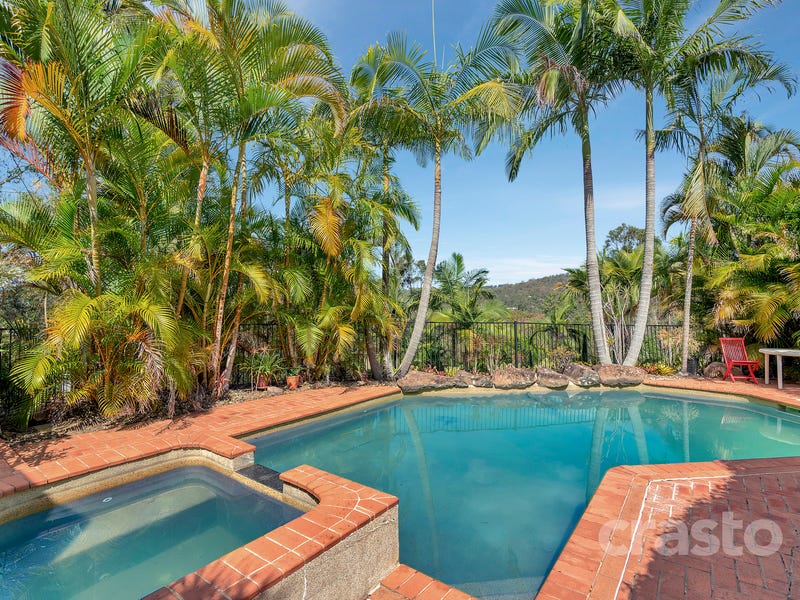 11 Windemere Drive, Bonogin, Qld 4213 - Property Details