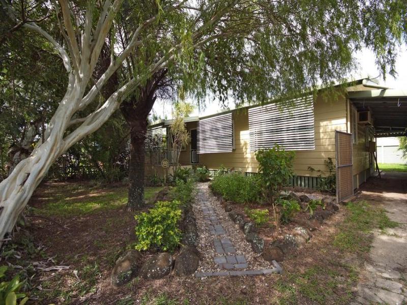 Property 106353042, Manunda, Qld 4870 - Property Details