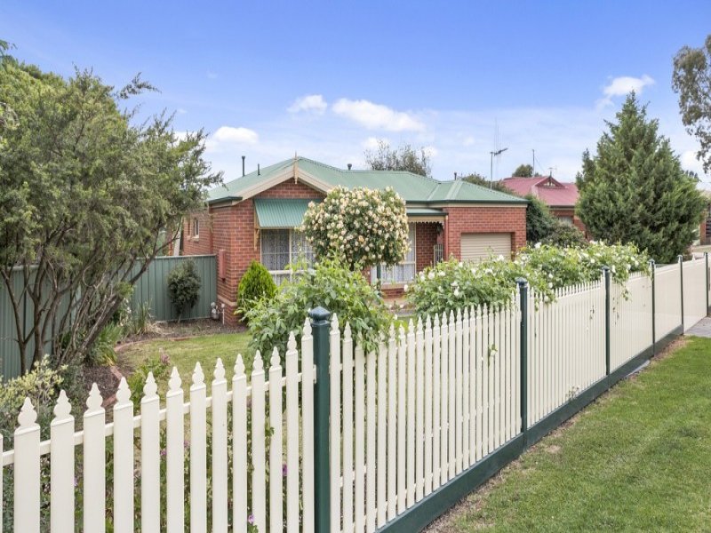 25 Castle Street, North Bendigo, VIC 3550 - realestate.com.au