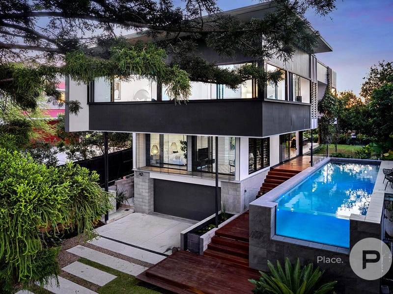8 Merinda Street, Greenslopes, Qld 4120 - Property Details