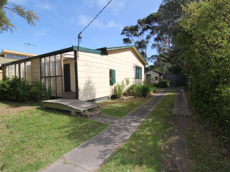 24 Outlook Drive, Cowes, Vic 3922 - Property Details