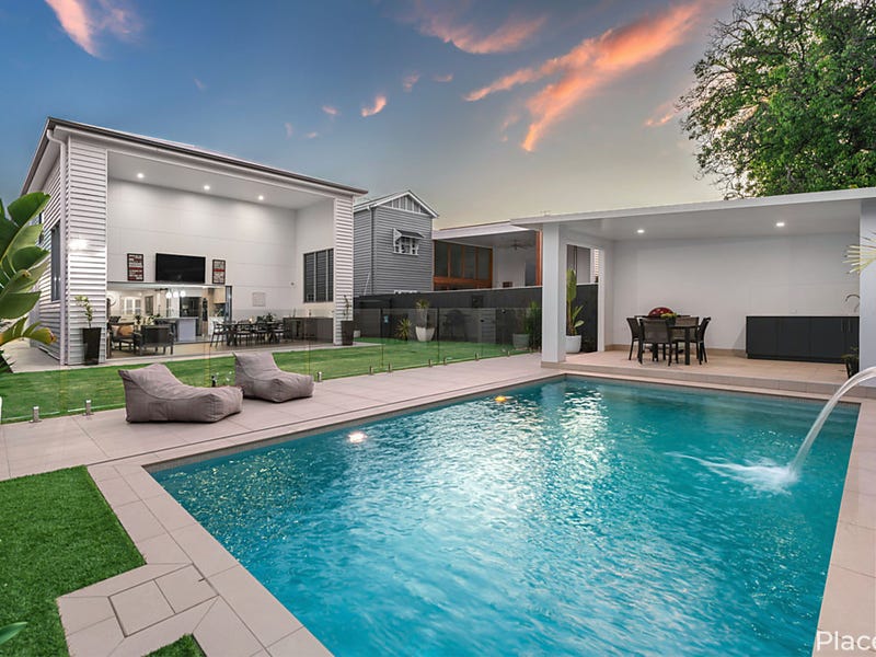 55 Barton Road, Hawthorne, Qld 4171 - Property Details