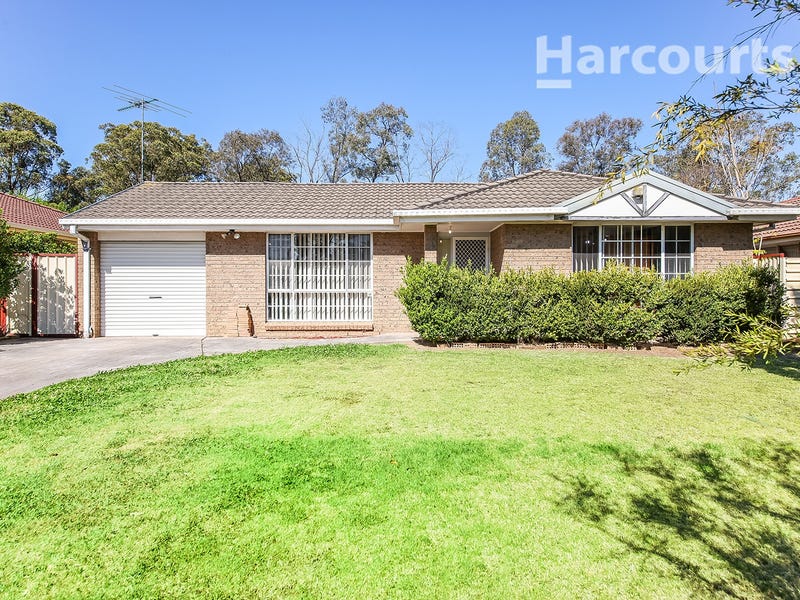 40 Oswald Crescent, Rosemeadow, NSW 2560 - Property Details