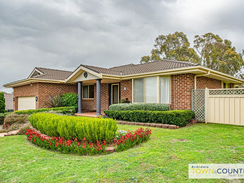 23 Norris Drive, Armidale, NSW 2350 - Property Details