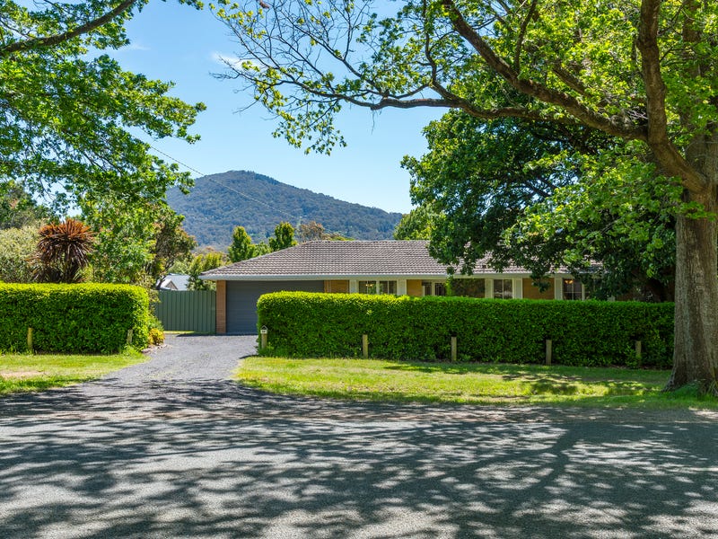 Real Estate & Property for Sale in 33 Devonshire Ln, Mount Macedon, VIC ...