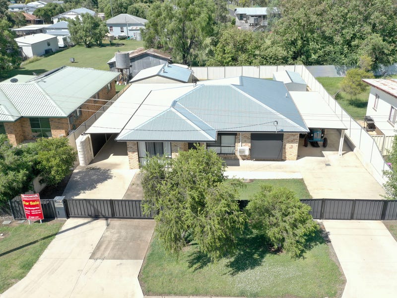 12 Aruma Drive, Oakey, Qld 4401 - Property Details