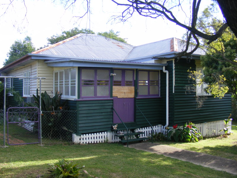 9 Thompson Street, Murgon, Qld 4605 - Property Details