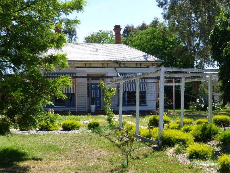 37 Victoria Street, Lexton, Vic 3352 - Property Details