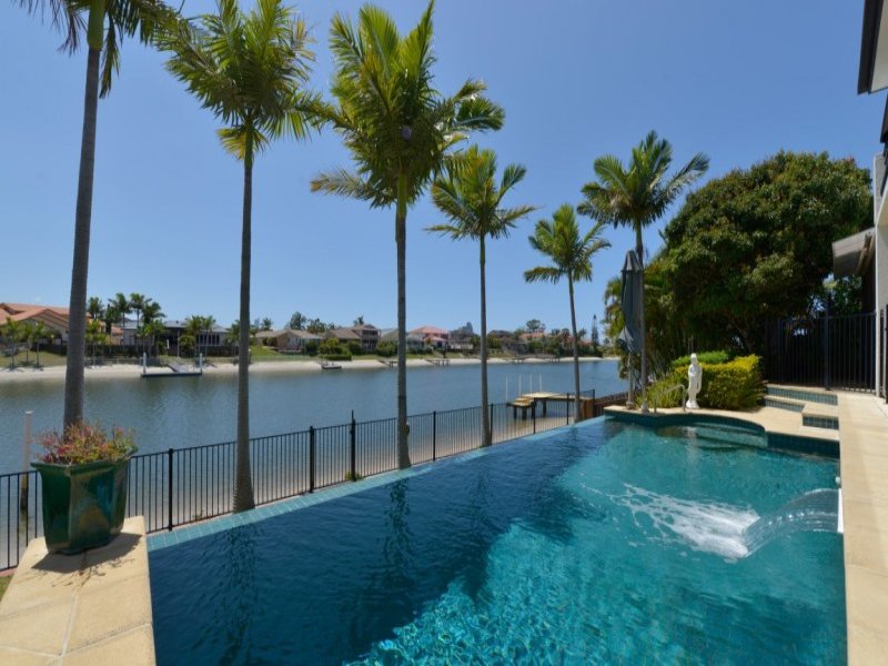 33 Saxonvale Terrace, Mermaid Waters, QLD 4218 - realestate.com.au