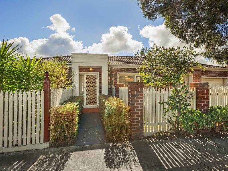 1/8 Woornack Road, Carnegie, VIC 3163 - realestate.com.au
