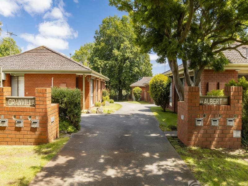 2/33 Albert Road, Drouin, Vic 3818 - Property Details