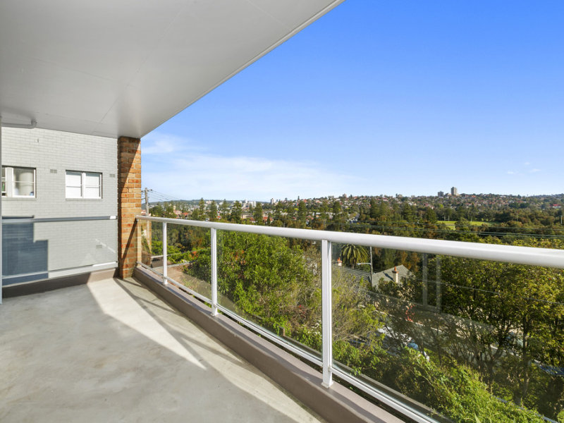 3-129-queenscliff-road-queenscliff-nsw-2096-property-details