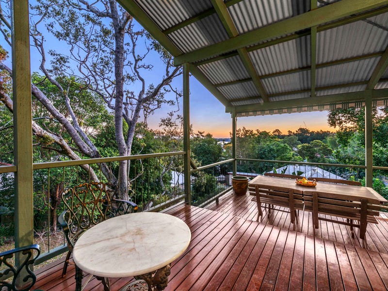 40 Princess Street, Fairfield, Qld 4103 - Property Details