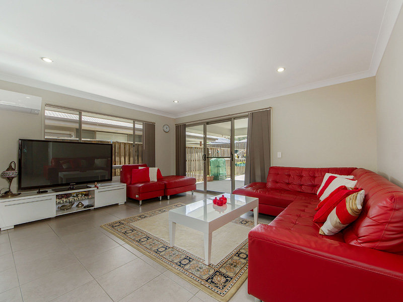 137 Riverstone Crossing, Maudsland, QLD 4210 - realestate.com.au