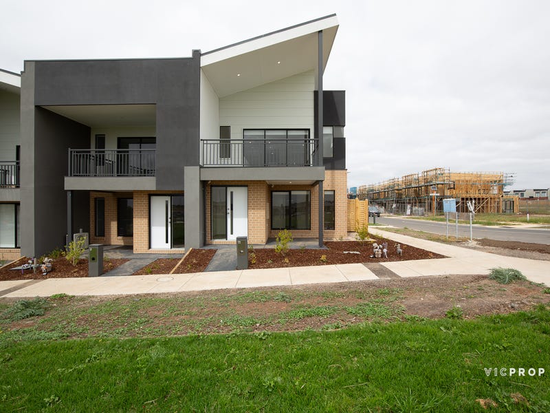 11 Onslow Walk, Wyndham Vale, VIC 3024 - realestate.com.au