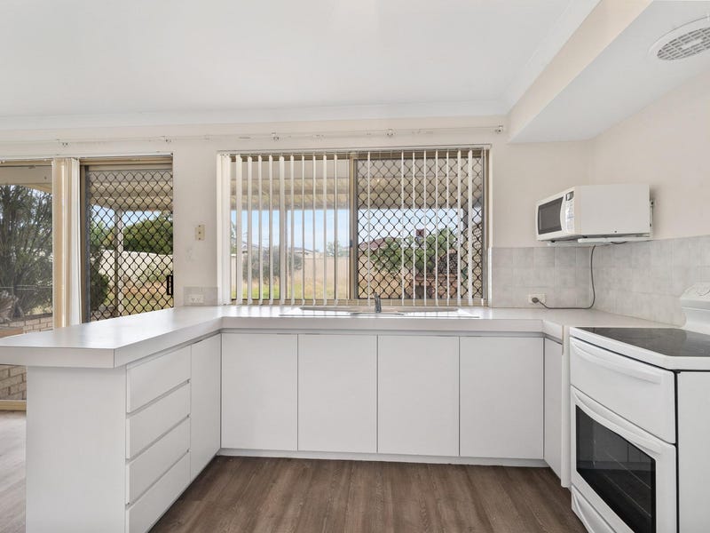 8 Bellbird Avenue, Huntingdale, WA 6110 - Property Details