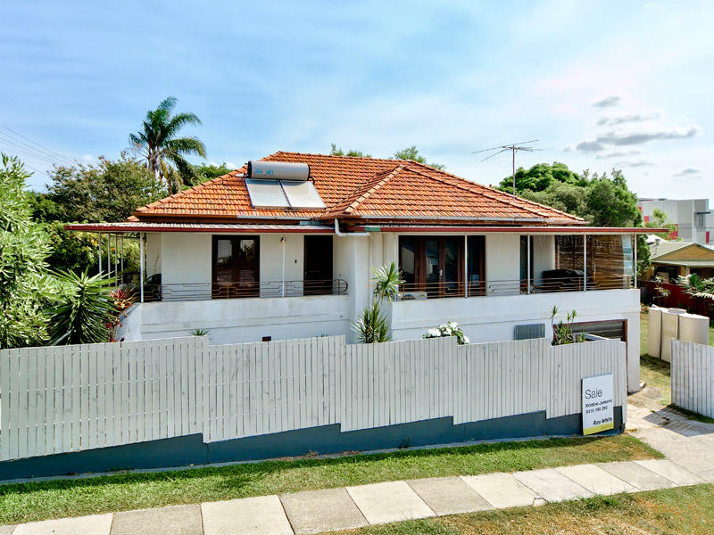 54 Junction Road, Morningside, QLD 4170 - realestate.com.au