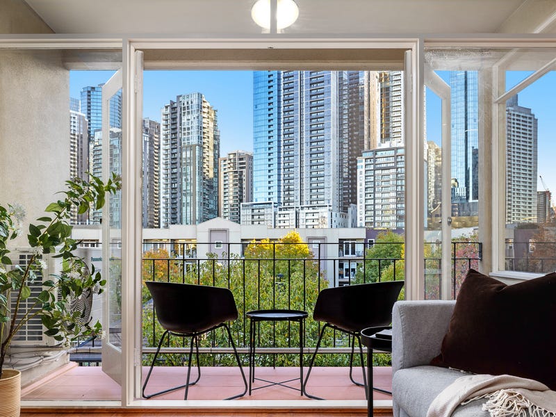 9/120 Sturt Street, Southbank, Vic 3006 - Property Details