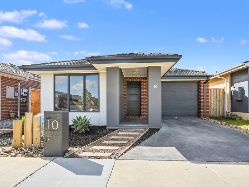 10 Winton Street, Charlemont, Vic 3217 - Property Details