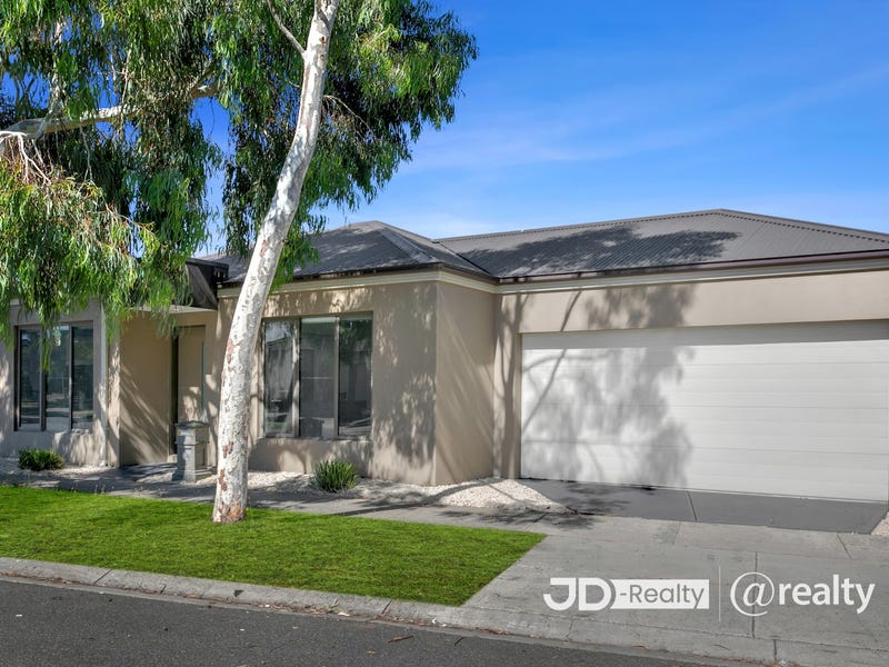 17 Daymar Circuit, Craigieburn, Vic 3064 - Property Details