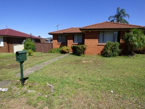 28 Fenton Cres, Minto, NSW 2566 - realestate.com.au