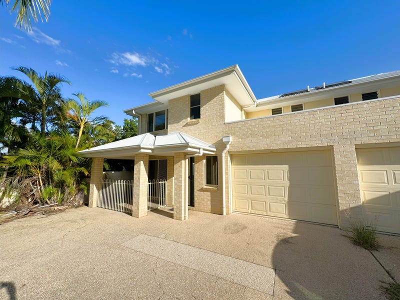 3/13 Mayfair Drive, Emerald, Qld 4720 - Property Details