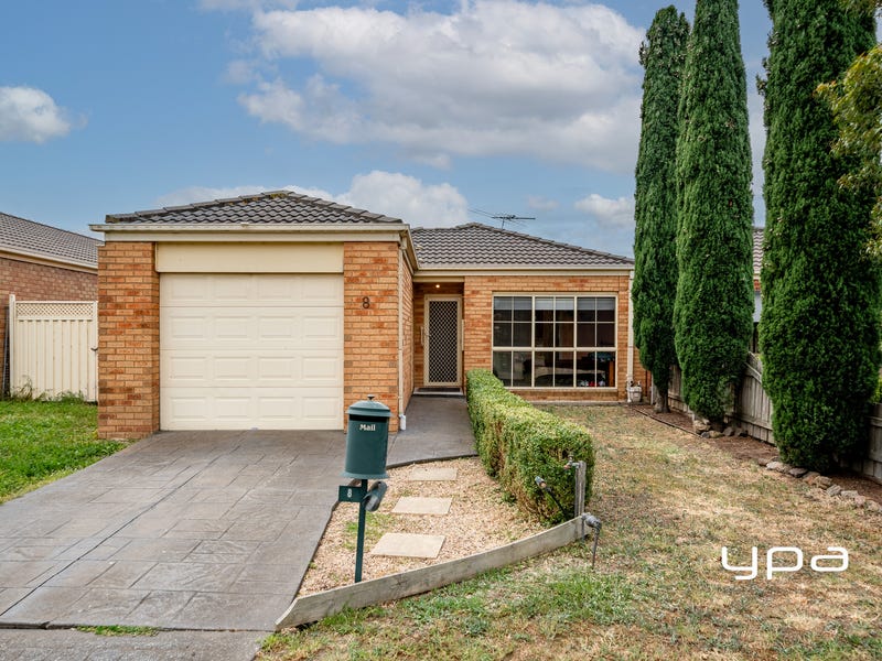 8 Clyde Court, Sunbury, Vic 3429 - Property Details
