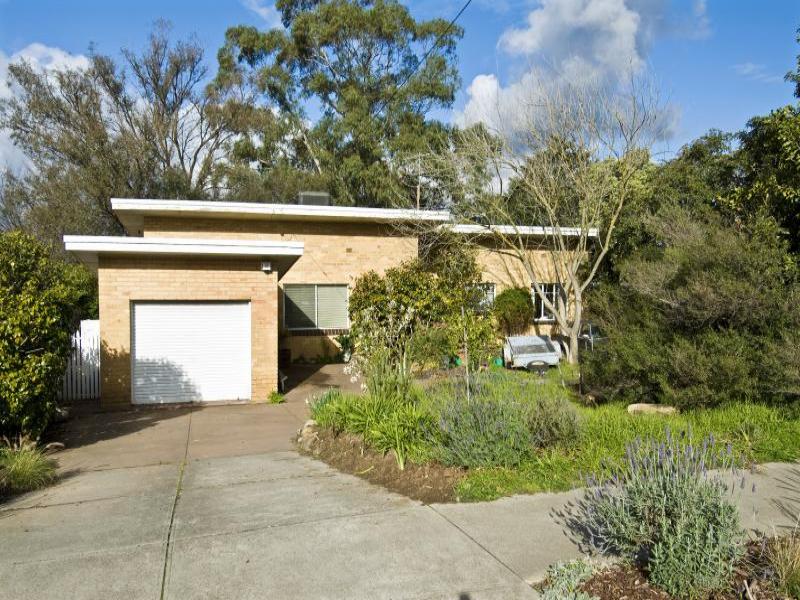 8 Macleod Parade, Macleod, VIC 3085 - realestate.com.au