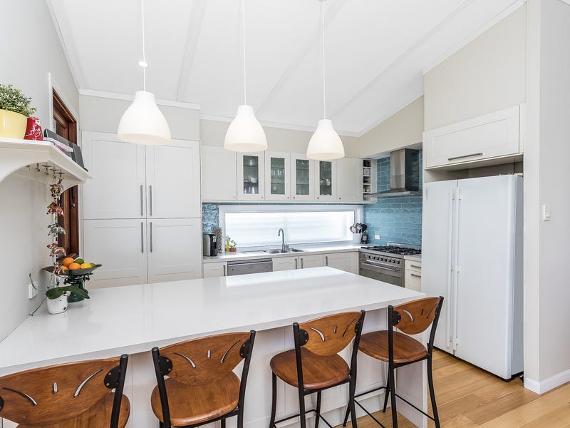72 Deagon Street, Sandgate, Qld 4017 - Property Details