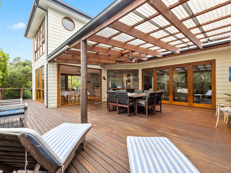 8 Arunta Court, Rye, Vic 3941 - Property Details