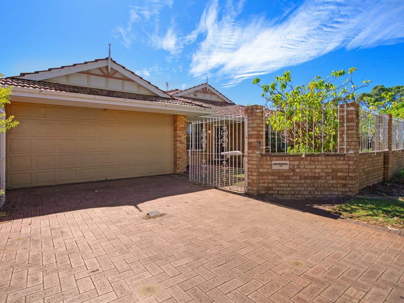 31 Elanora Drive, Cooloongup, WA 6168 - Property Details