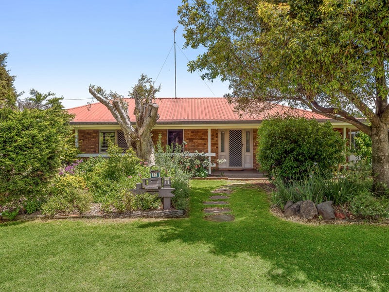 17 Ansett Court, Wilsonton, Qld 4350 - Property Details