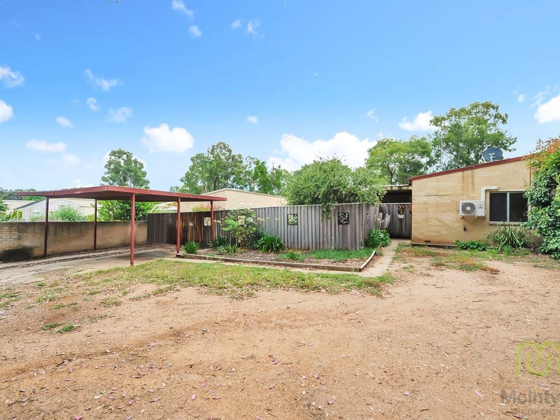 11 Riddell Court, Wanniassa, ACT 2903 - realestate.com.au