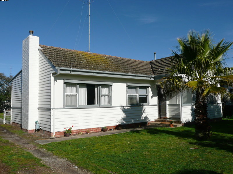 6 Adrian Street, Colac, Vic 3250 - Property Details