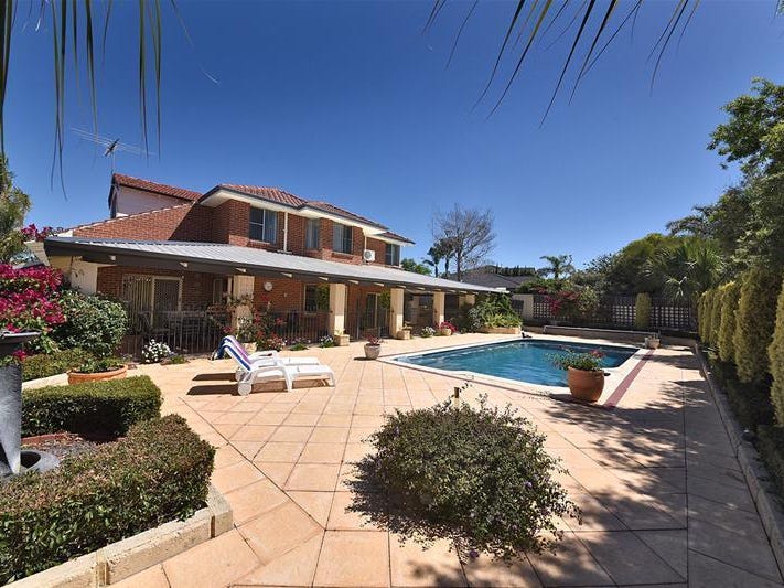 30 Castlegate Way, Woodvale, WA 6026 - realestate.com.au