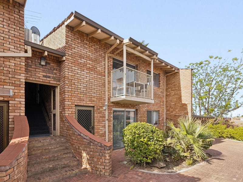 9/10 Fletcher Street, Yokine, WA 6060 - Property Details