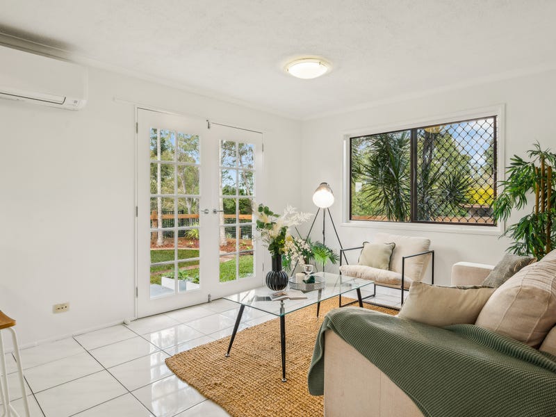 1 Lisa Street, Strathpine, Qld 4500 - Property Details